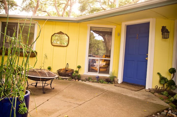 Little Yellow House Cambria - Cambria, CA