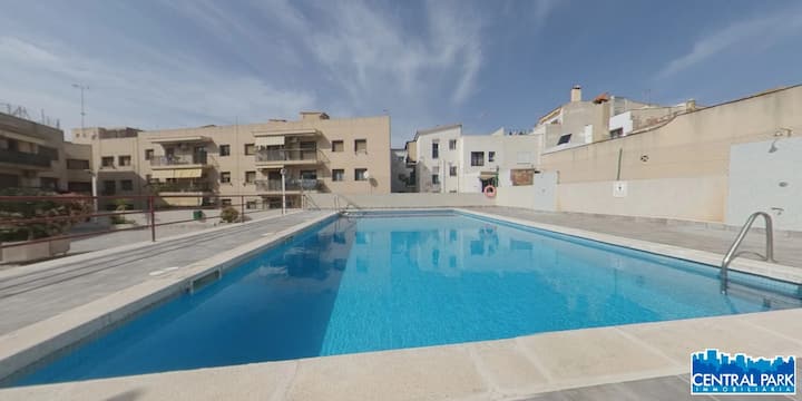 Planta Baja Con Terraza Y Acceso Directo A Piscina - Torredembarra
