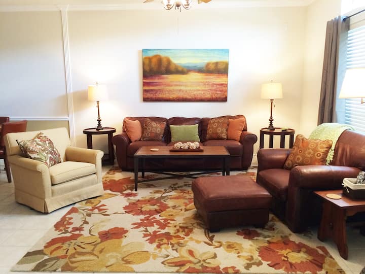 Clean, Comfortable Patio Home In College Station - College Station, TX