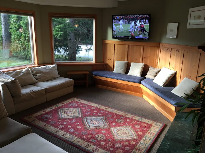 Semi-waterfront Alta Lake - Whistler