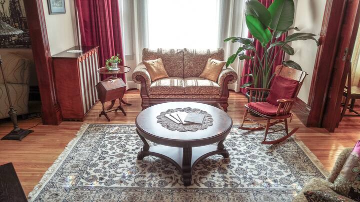 Keirstead Manor Bed & Breakfast-lacey Room - Saint John