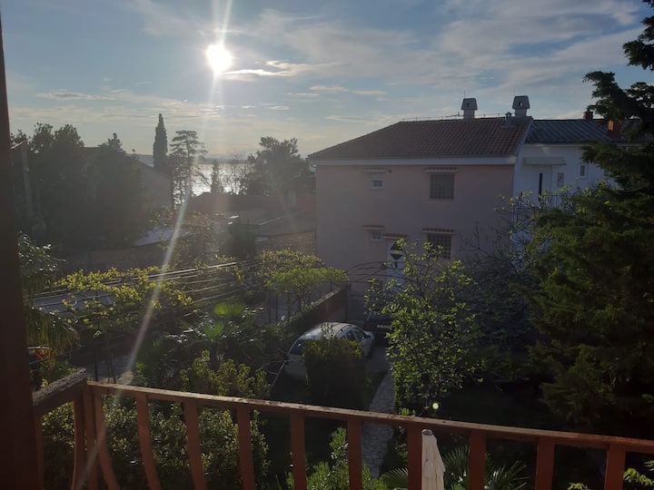 Large Apartment Near The Beach - Selce
