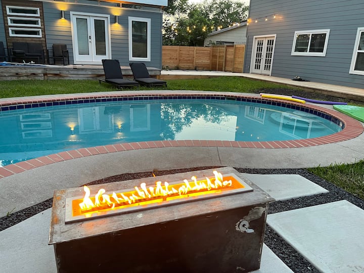 Cute Nw Austin Tiny House With Pool - Austin, TX