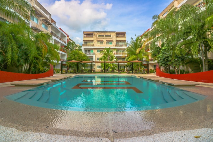 Huge Ground Floor + 3 Bedrooms + Parking + Wifi - Playa del Carmen