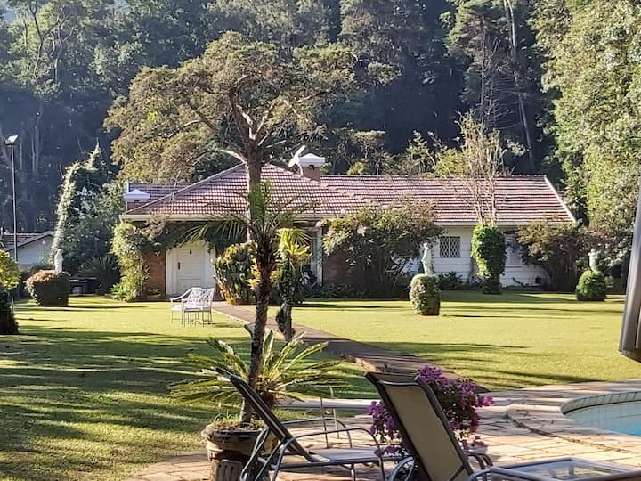 Country House With Pool And Stunning View! - Petrópolis