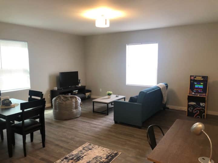 New Modern Quality Apartment #2 - Goodson - Longview, WA