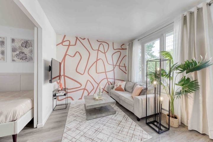 Cosy T2 Proche Paris Avec Balcon - Rer E à 50m - Rosny-sous-Bois