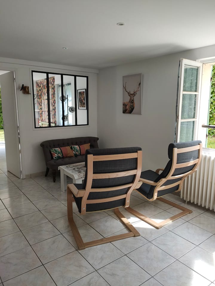 Appartement En Rez-de-jardin - Fontainebleau