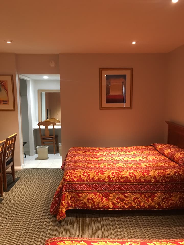 Double Queen Room Lax - Inglewood, CA