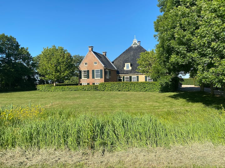 Prachtige Boerderij In Het Hart Van Friesland - Friesland