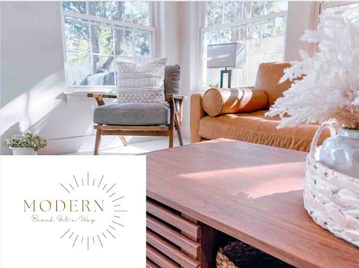 Modern Beach Get-a-way - Fort Walton Beach, FL