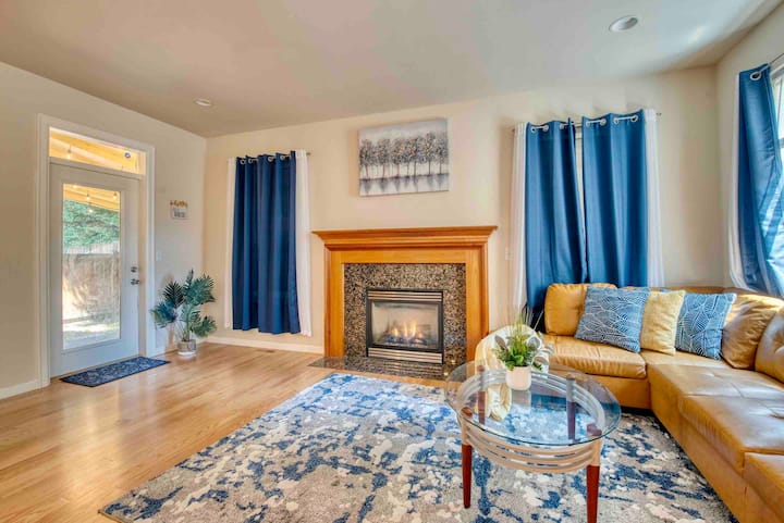 Soothing Villa: Spacious House, Nice Neighborhood - Snohomish, WA