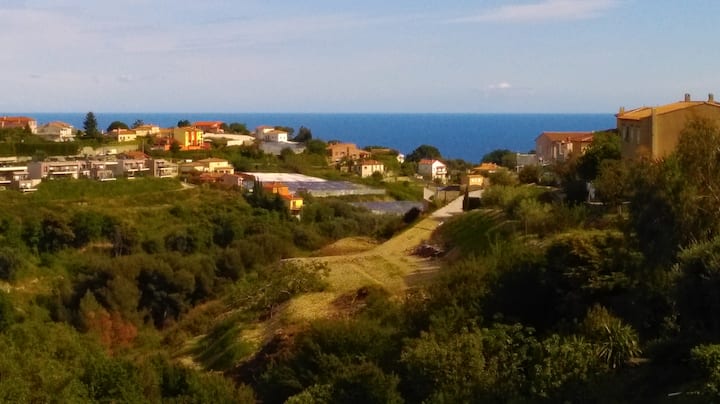 Nice Colline Maison Individuelle, Vue Mer Piscine - Niza