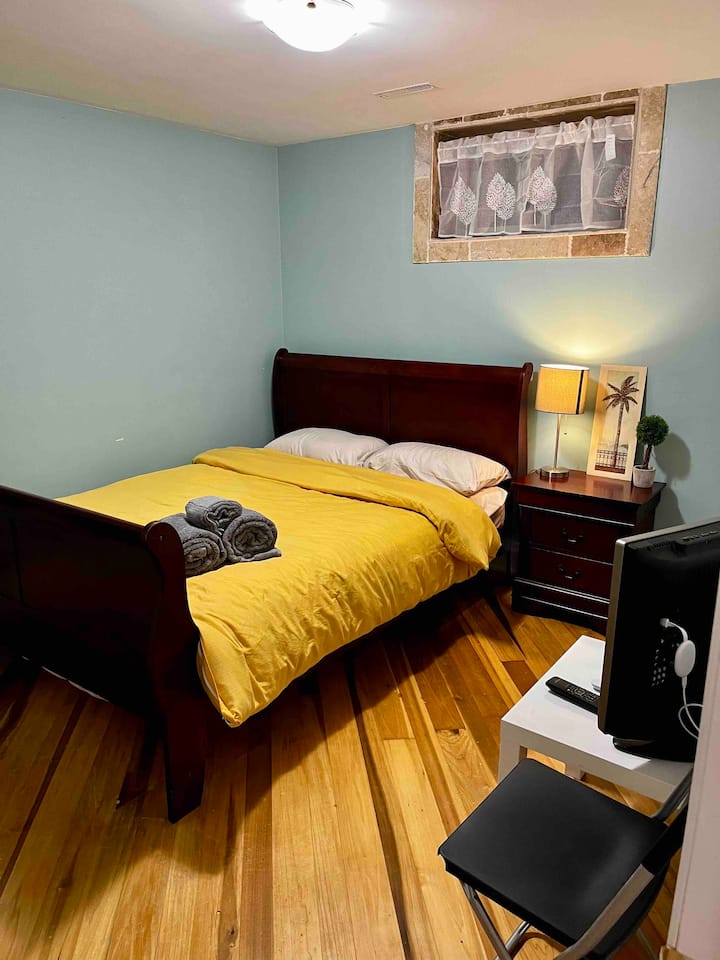 Cozy 1br In 2br Bsm Unit-near Airport-free Parking - Lakeshore