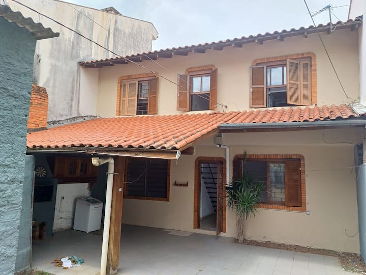 Casa 5.aloja Equipe De Empresa/grupo(2 Banheiros ) - Assis
