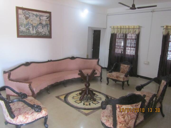 Lake View Bungalow - Kudal