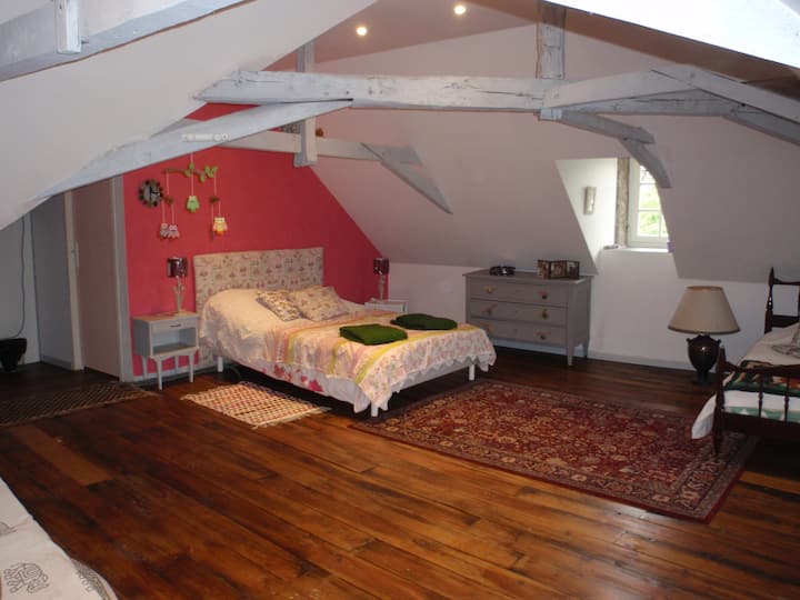 3 Chambres D'hôtes Dans Un Enclos Béarnais - Argelès-Gazost