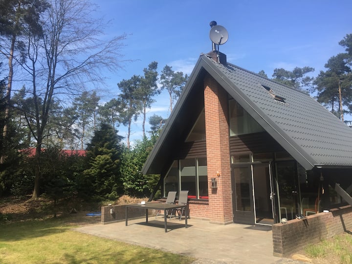 Beautiful, Luxurious 5p Bungalow In Eersel - Dessel