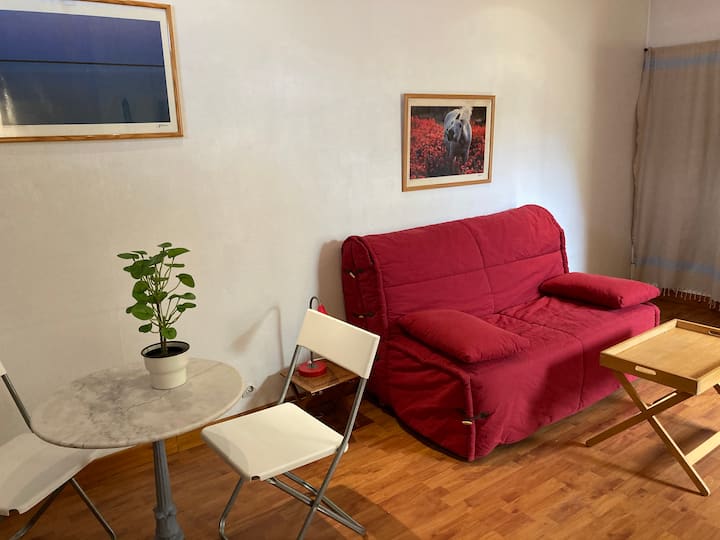 Agréable Studio Très Calme, Idéalement Situé. - Marseille
