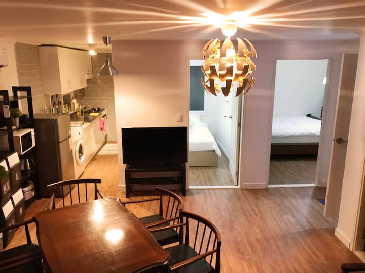 [Ohoo House] 8
깔끔한숙소(정수기,8인테이블) - Corée du Sud