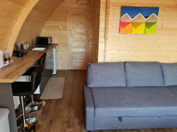 Cabin Nr Cayton Bay4x8m With Wood Fired Hot Tub - Scarborough