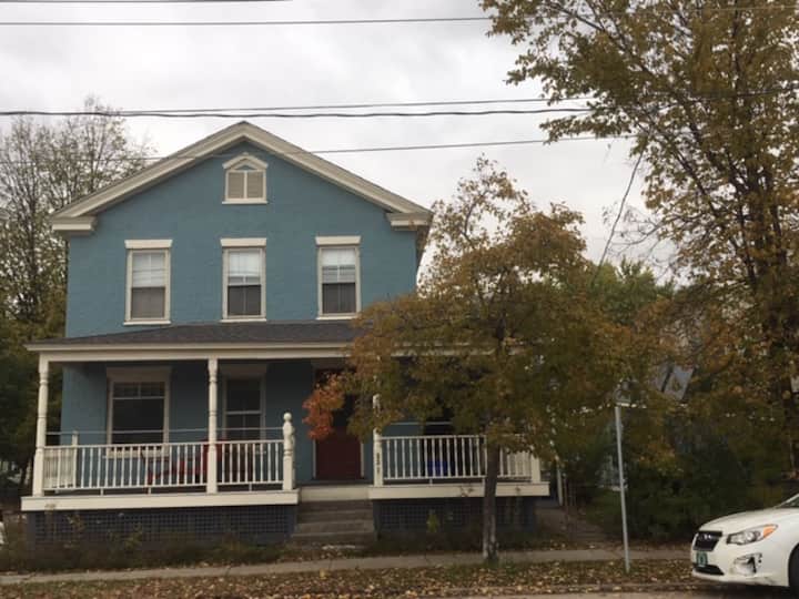 1849 House (10 Min. Walk To Downtown) - Burlington, VT