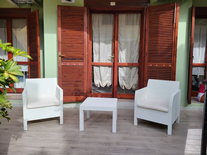 Villasimius Casa Vacanza Piano Terra Con Loggiato - Villasimius