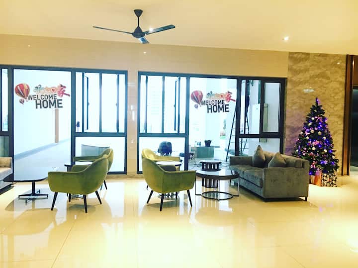 R&f Luxurious Mall Large Group W Smarttv/parking - Johor Bahru