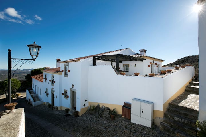 Marvão Fortress House - Marvão