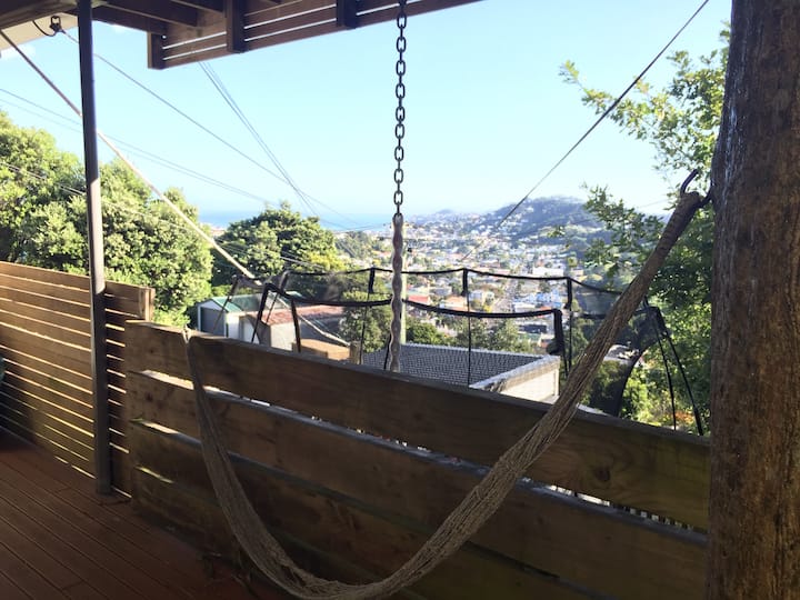 Indoor Outdoor Living Close To Wellington Cbd - Wellington