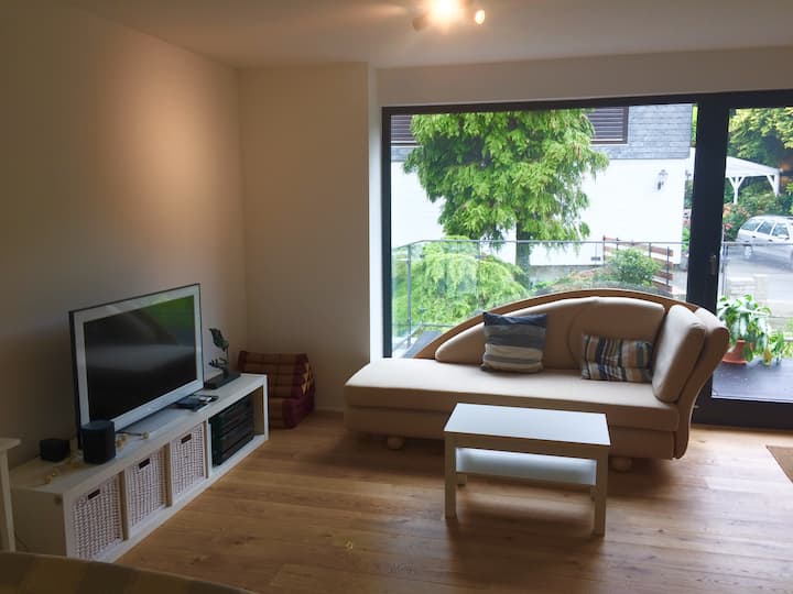 Wohnung Mit Eigenem Großen Balkon - Odenthal