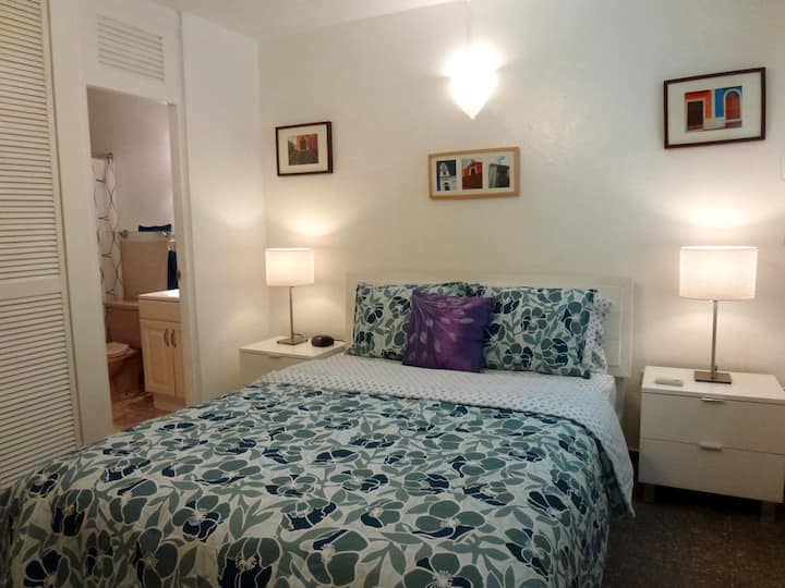 Studio By The Beach With Patio. Great Location - Puerto Rico