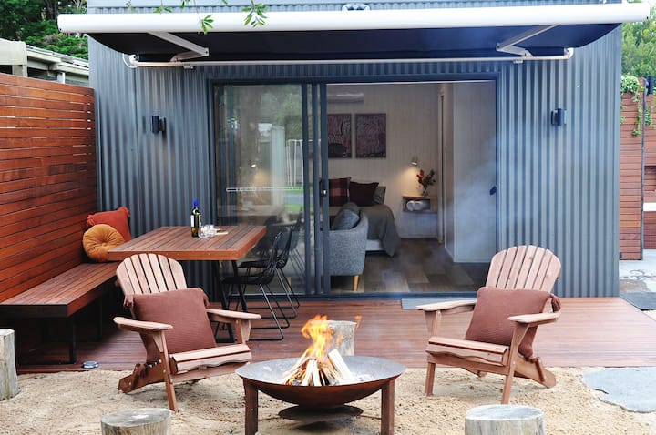 The Nook - Studio With Outdoor Spa Bath & Shower - Rye