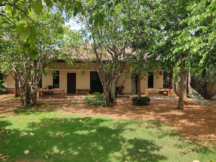 Srisawat Luxury Villas Paknampran - Thailand