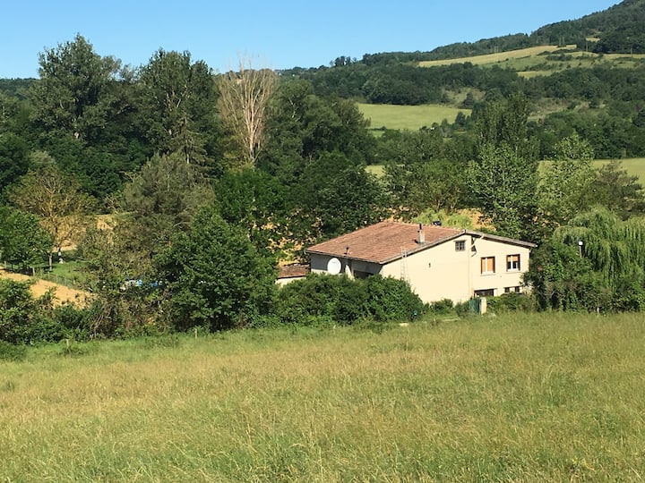 Gite Pour Six Personnes, Piscine Privée. - Montbel