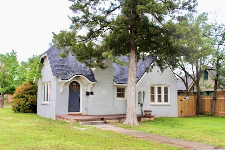 Bivins Bungalow - Amarillo, TX