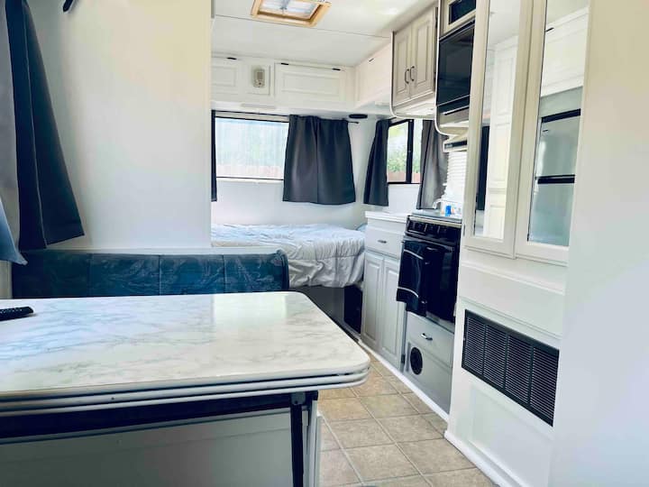 Renovated Private Escape. Centrally Located - Salinas, CA