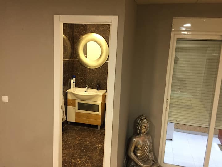 Cozy Apartment Valencia Center .4-8 Pax - Moncada