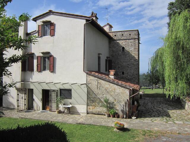 Cottage near Pisa Lucca Florence #1 - Houses for Rent in Buti, Tuscany ...