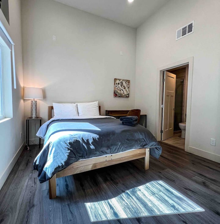 #3-private Bath -The Suites @ Roosevelt Park - San Jose, CA