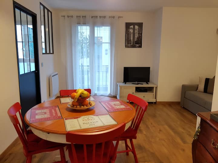 Downtown Chessy Val D'europe Station Rer A - Serris