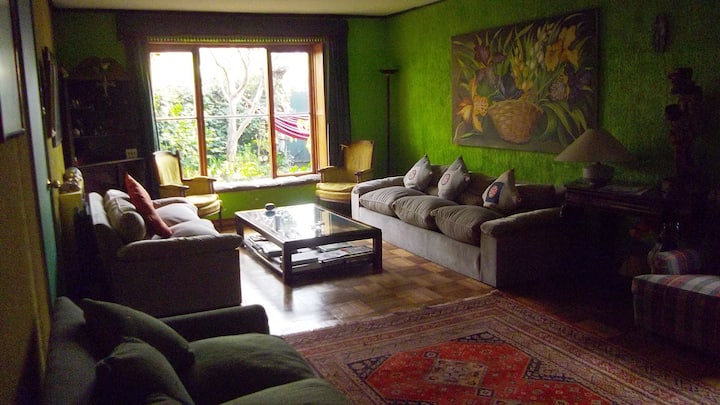 Room&shared Bath,  Barrio El Golf De Las Condes - Las Condes