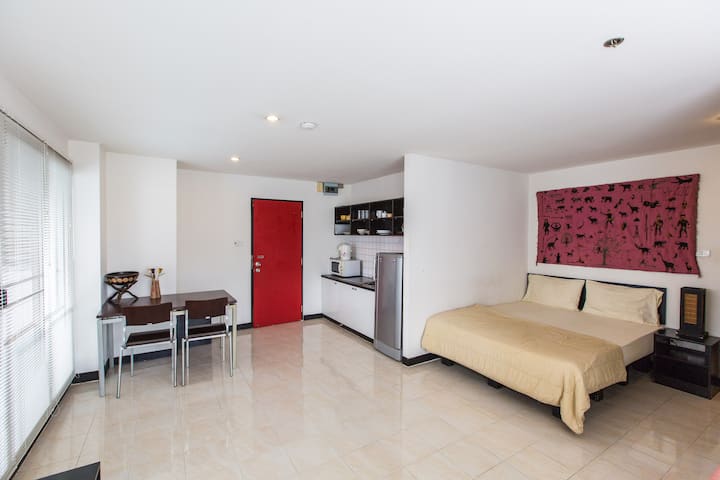 Entire Studio Center Of Bangkok - Bangkok