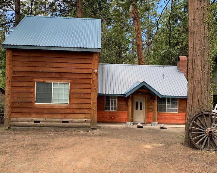 Cabin On Kinglet-steps To Town - Shaver Lake, CA