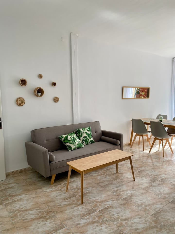 Cozy Flat In Barcelona - Badalona