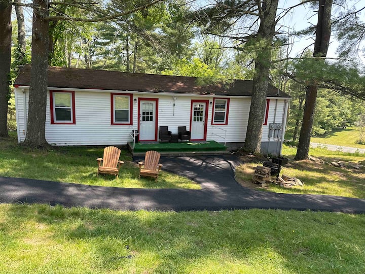 Great Place For Group And Family. Unit B - Monticello, NY