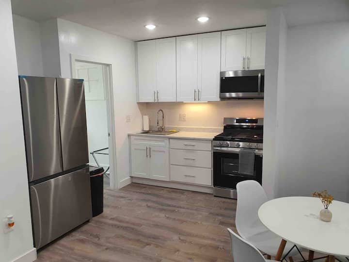 Cozy Unit With 3 Bedrooms - 실버스프링