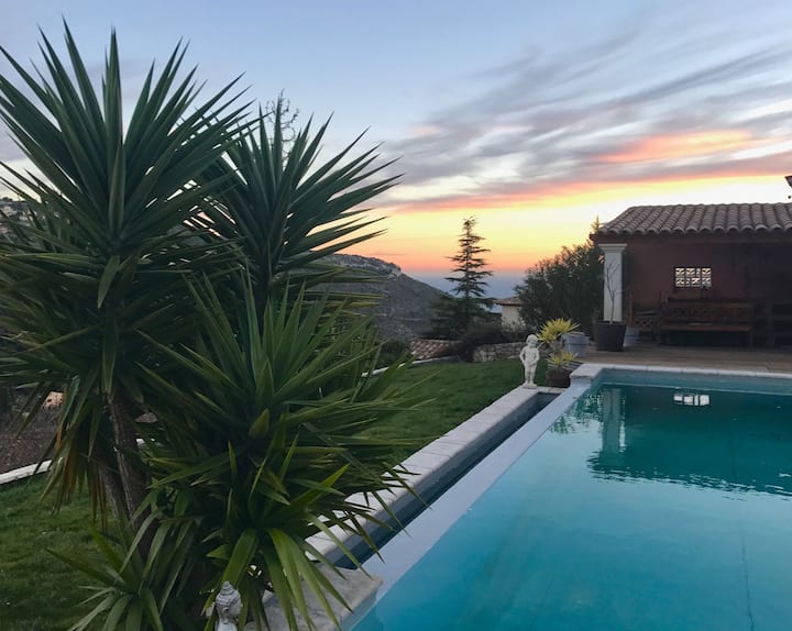 Sur Les Toits De Monaco - Èze