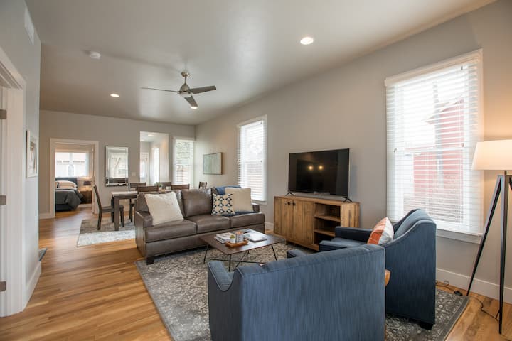 Family Friendly Modern Historic Luxury, Minutes To Walk To Csu And Old Town! - Wellington, CO
