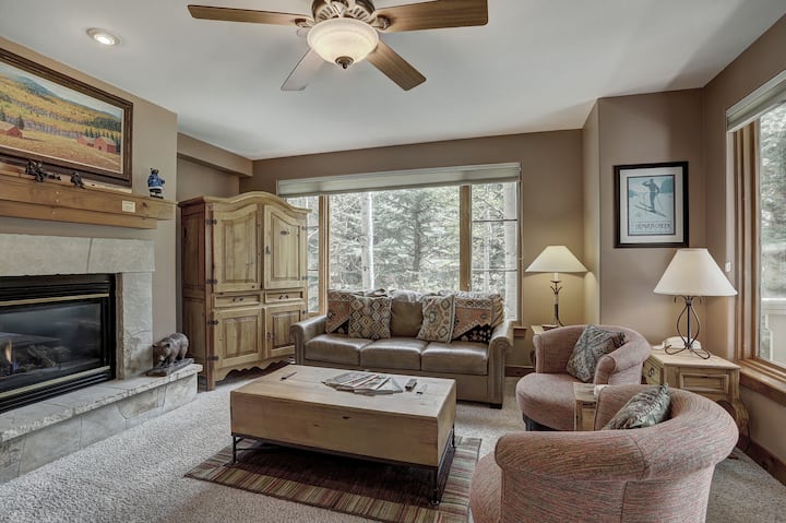 Cozy 2br Condo - Walk To Chairlift! - Sylvan Lake State Park, Eagle